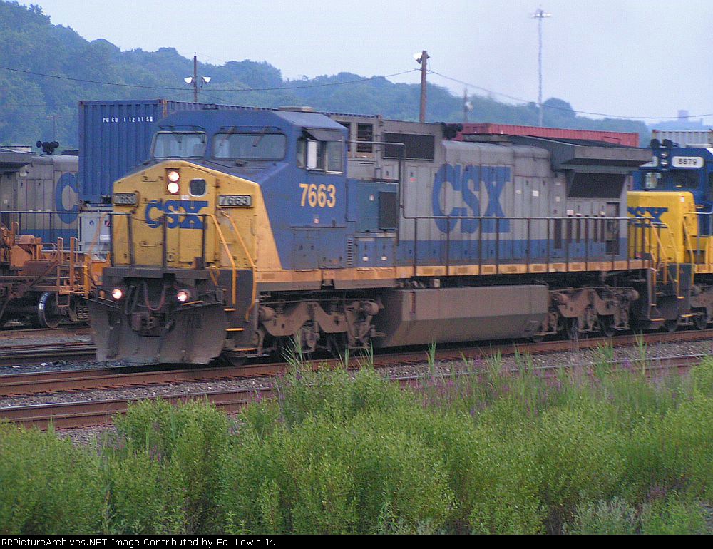 CSX 7663 AT NORTH BERGEK